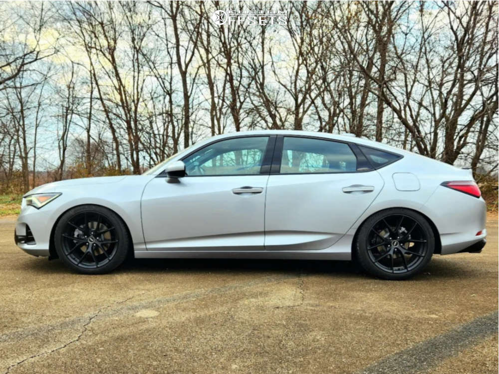 2023 Acura Integra with 19x8.5 30 ESR Rf2 and 235/40R19 Continental ...