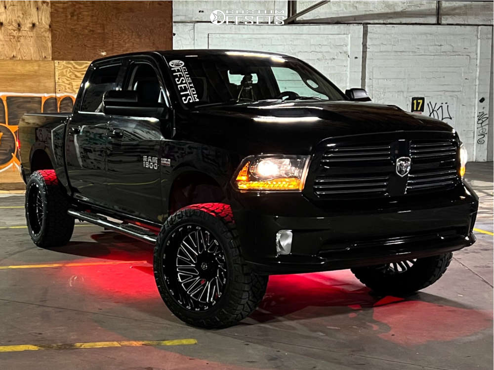 2014 Ram 1500 with 22x12 -44 TIS 553BM and 35/12.5R22 Nitto Ridge ...