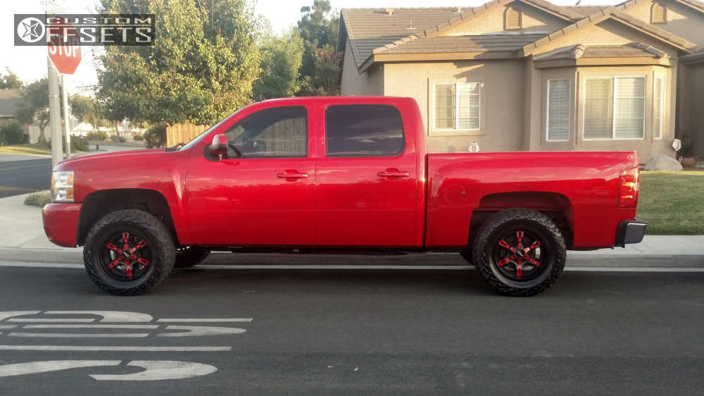2013 Chevrolet Silverado 1500 with 18x9 Moto Metal MO969 and 285/65R18 ...