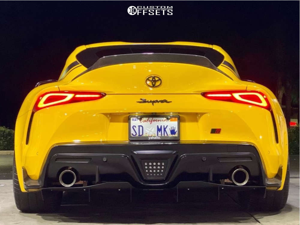 2020 Toyota GR Supra with 19x9.5 25 Gram Lights 57cr and 265/35R19 ...