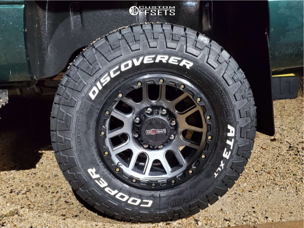 2000 Dodge Ram 2500 with 17x9 -12 Vision Nemesis and 285/70R17 Cooper ...