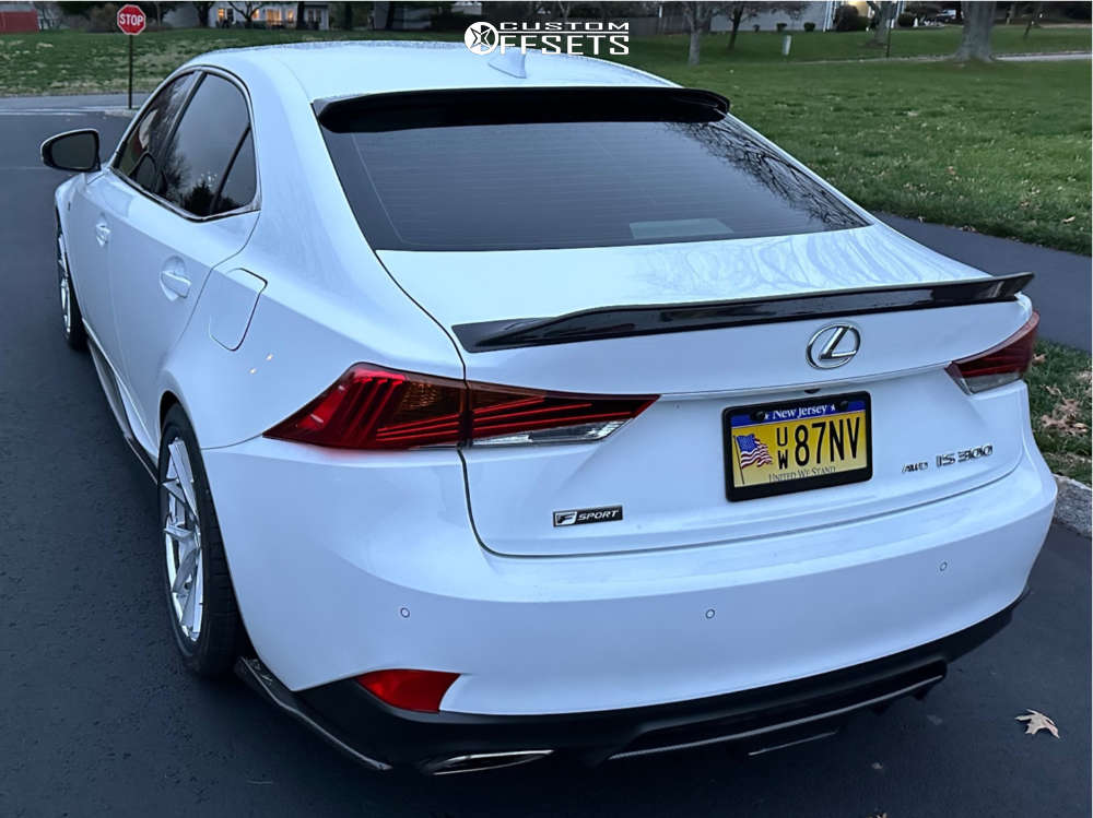 2020 Lexus IS300 with 19x8.5 35 Ferrada Fr2 and 235/35R19 Continental ...