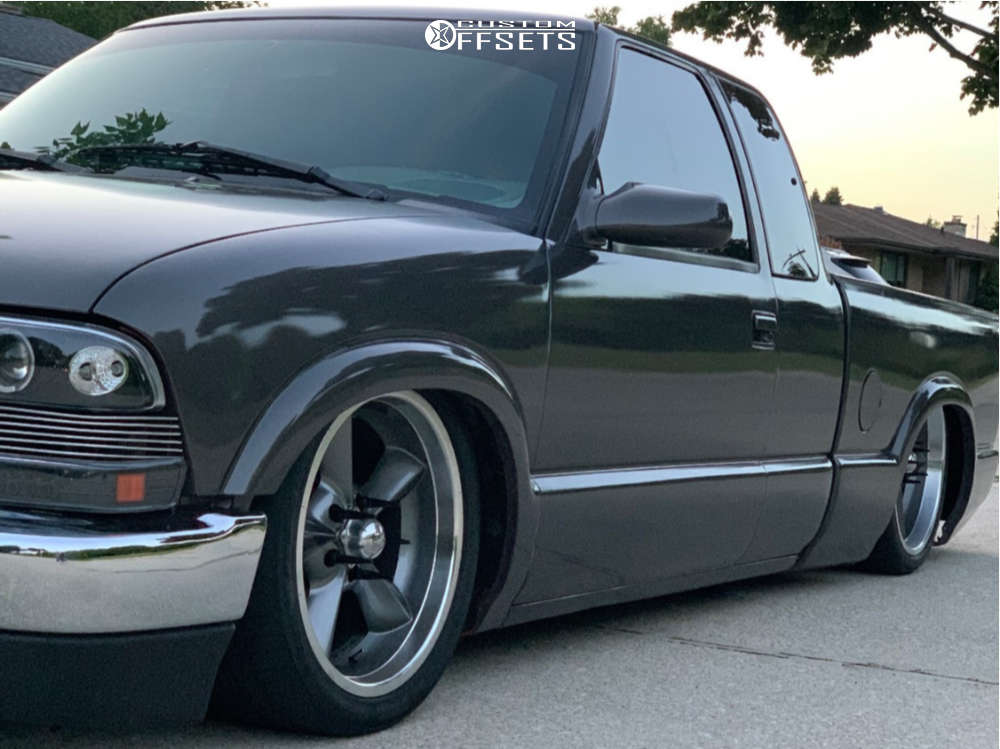 2000 Chevrolet S10 with 18x8 BG Rod Works Old School and 265/50R18 ...