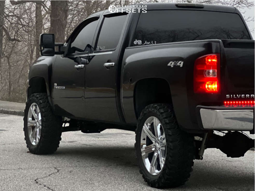 2011 Chevrolet Silverado 1500 with 22x9 24 Factory Reproductions Fr47 and 37/13.5R22 Gladiator ...