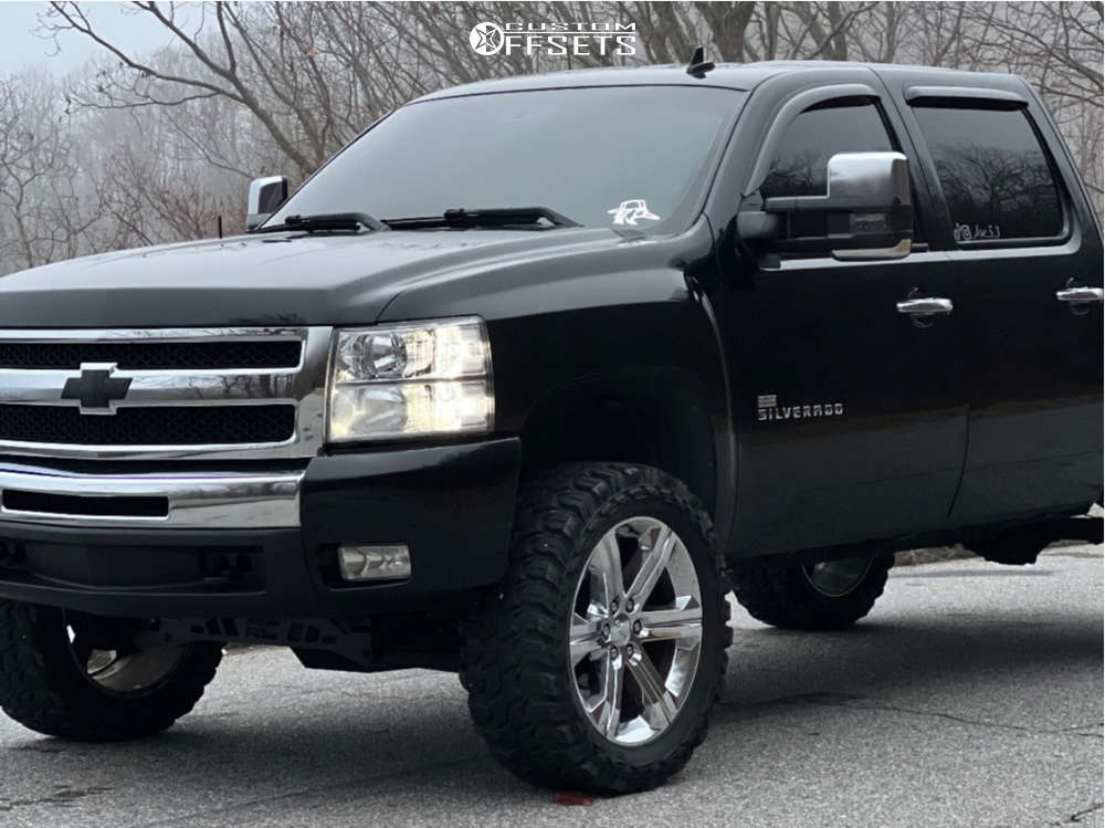 2011 Chevrolet Silverado 1500 with 22x9 24 Factory Reproductions Fr47 and 37/13.5R22 Gladiator ...