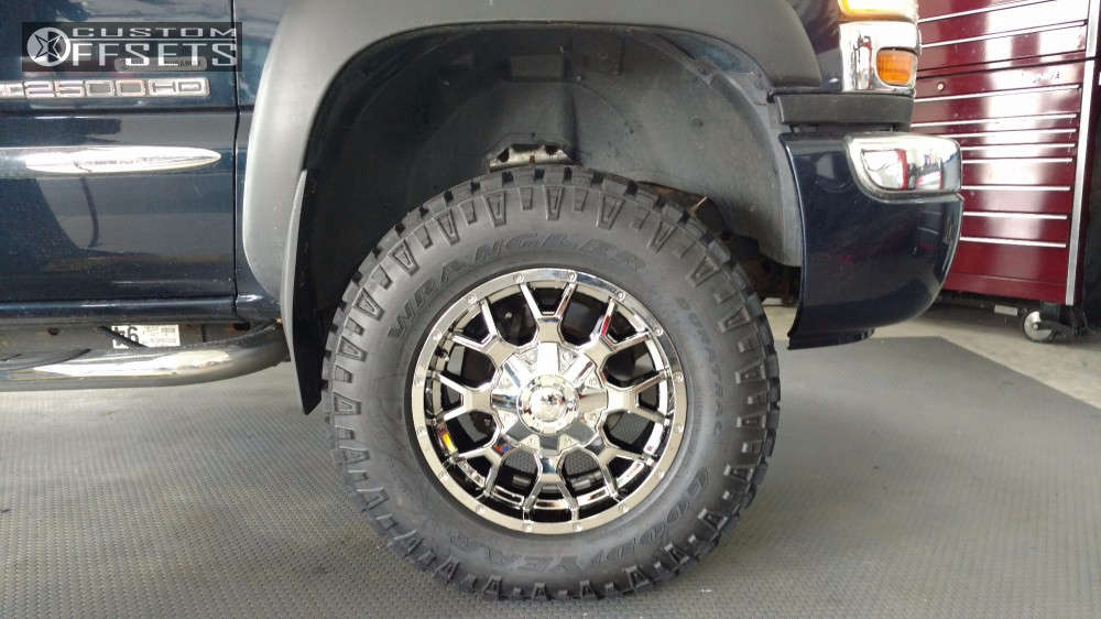 2006 GMC Sierra 2500 HD with 18x9 -12 Mayhem Warrior and 295/65R18 ...