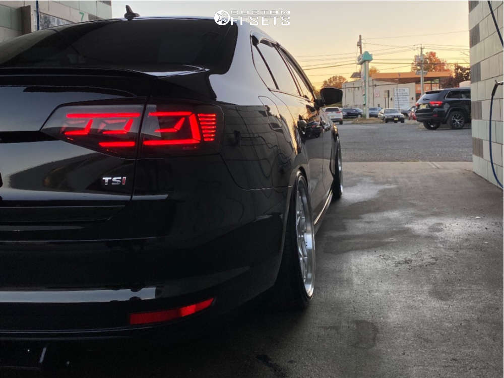 2016 Volkswagen Jetta with 18x8.5 30 ESR Cs11 and 215/35R18 Sailun ...