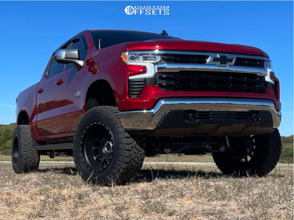 2022 Chevrolet Silverado 1500 with 20x12 -52 Method Mr605 and 35/13 ...