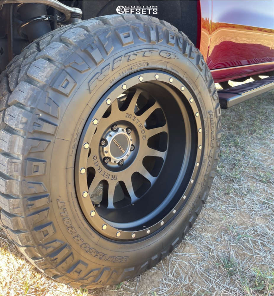 2022 Chevrolet Silverado 1500 with 20x12 -52 Method Mr605 and 35/13 ...