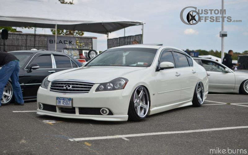2006 Infiniti M45 Nearly Flush Air Suspension | Custom Offsets