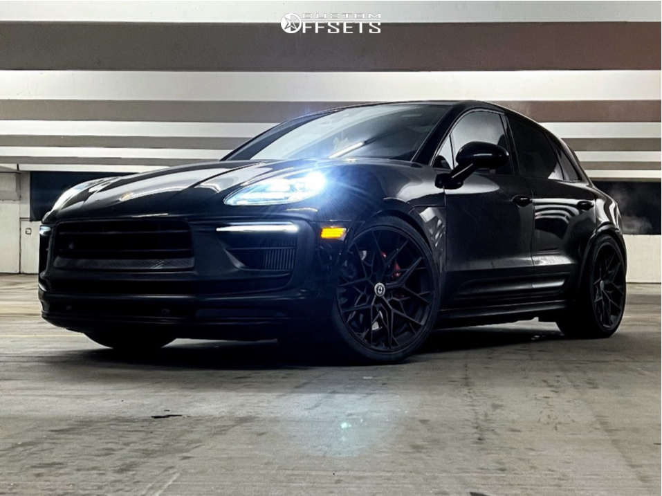 2022 Porsche Macan with 22x10.5 35 HRE FlowForm Ff10 and 295/30R22 ...