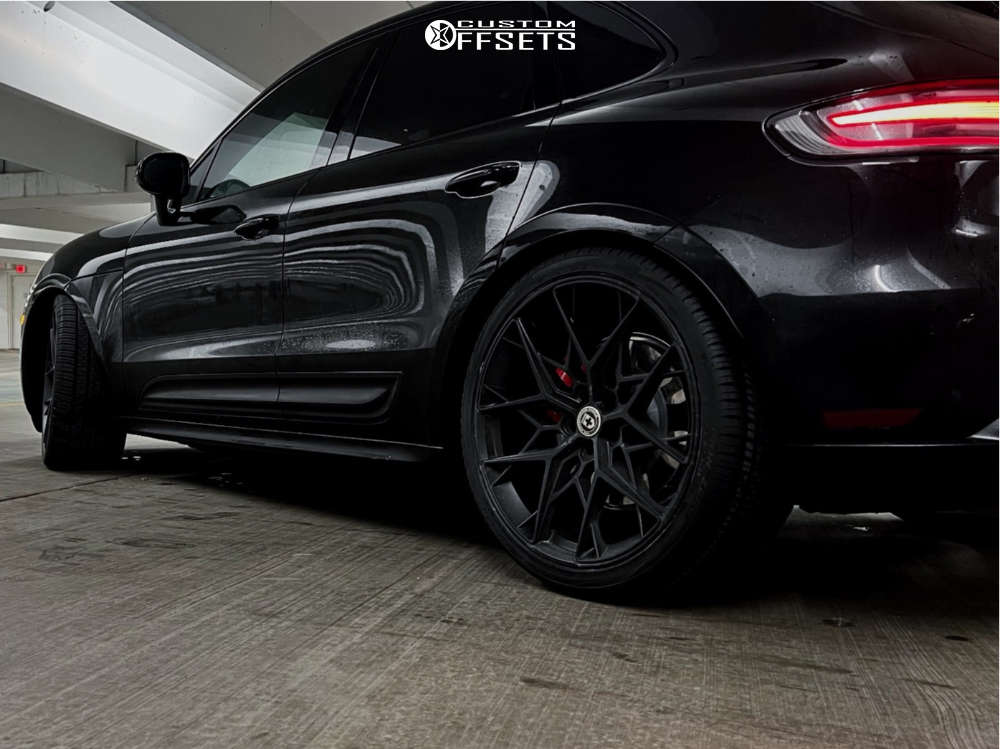 2022 Porsche Macan with 22x10.5 35 HRE FlowForm Ff10 and 295/30R22 ...