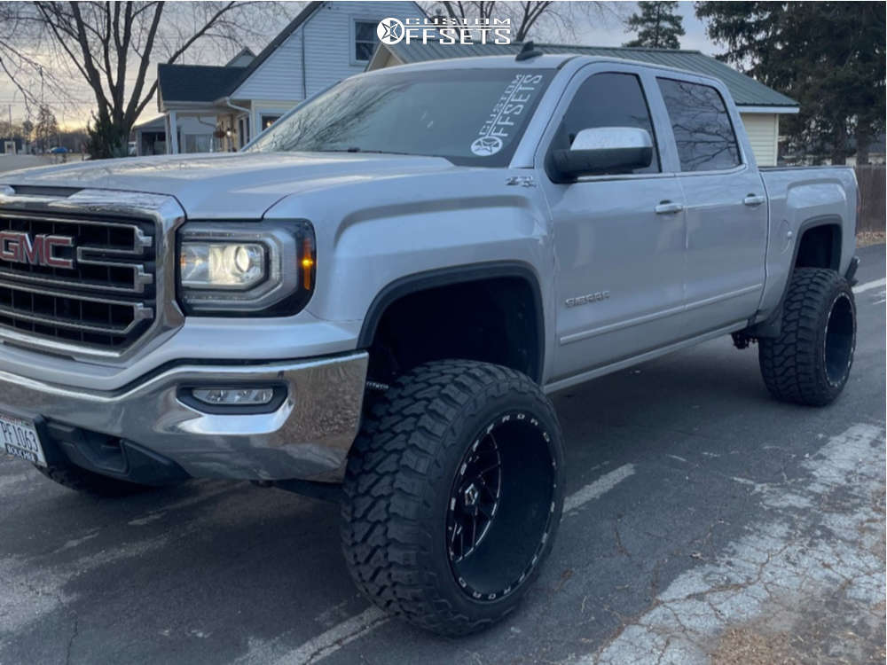 2017 GMC Sierra 1500 with 22x14 -76 TIS 544bm and 35/13.5R22 Fury Offroad Country Hunter Mt and ...
