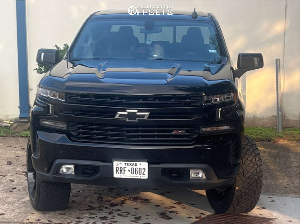 2019 Chevrolet Silverado 1500 with 22x12 -44 Lethal Offroad Lt07 and 33 ...