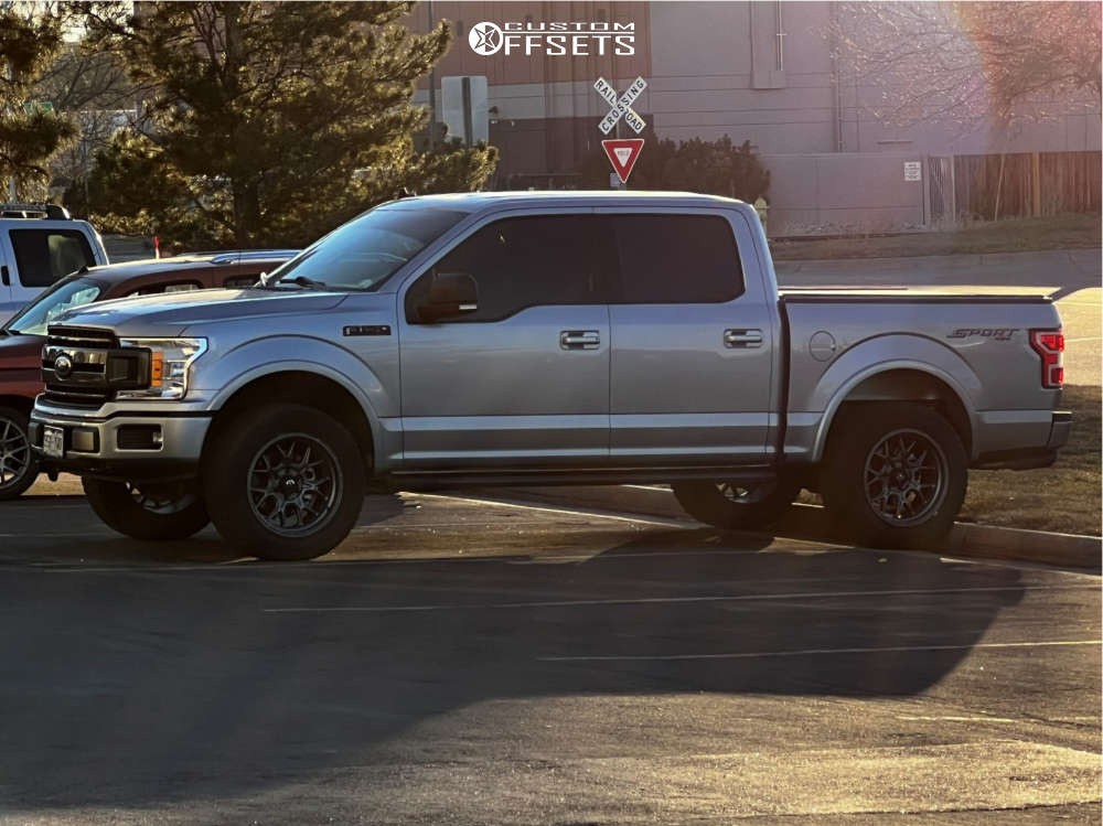 2020 Ford F-150 with 20x10 -18 Fuel Tech and 285/60R20 Mickey Thompson ...