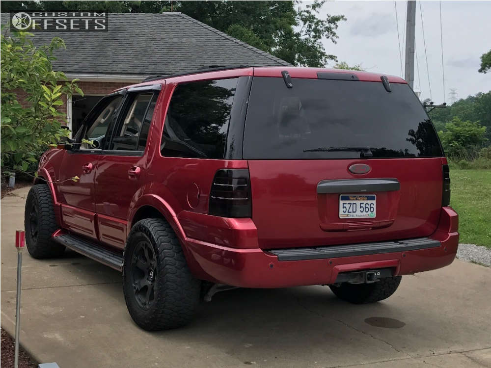 2004 Ford Expedition with 18x9 -12 Fuel Beast and 305/60R18 AMP Terrain ...