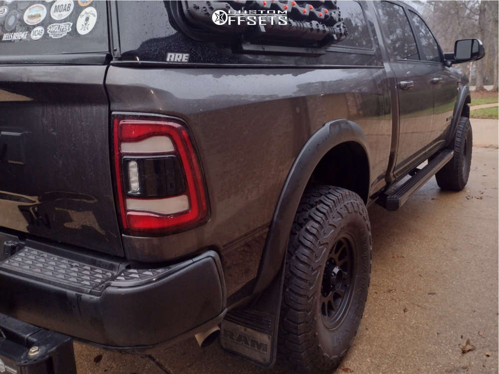 2022 Ram 2500 with 17x8.5 0 Method Mr703 and 37/12.5R17 Yokohama ...
