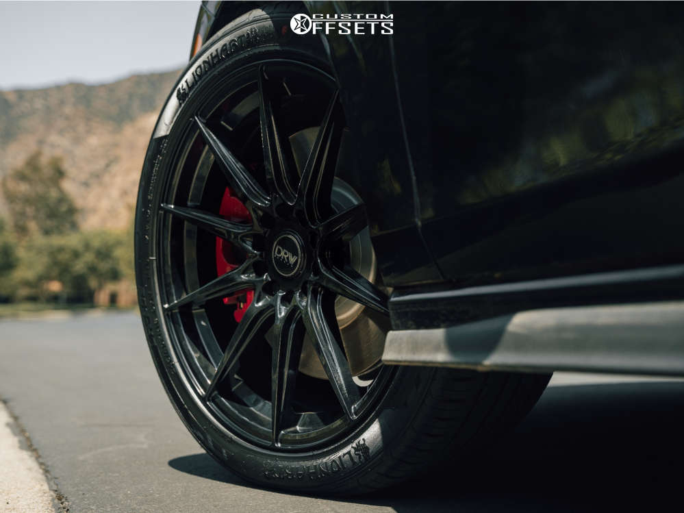 2022 Volkswagen GTI with 18x8 38 DRW D19 and 245/40R18 Lionhart Lh-five ...