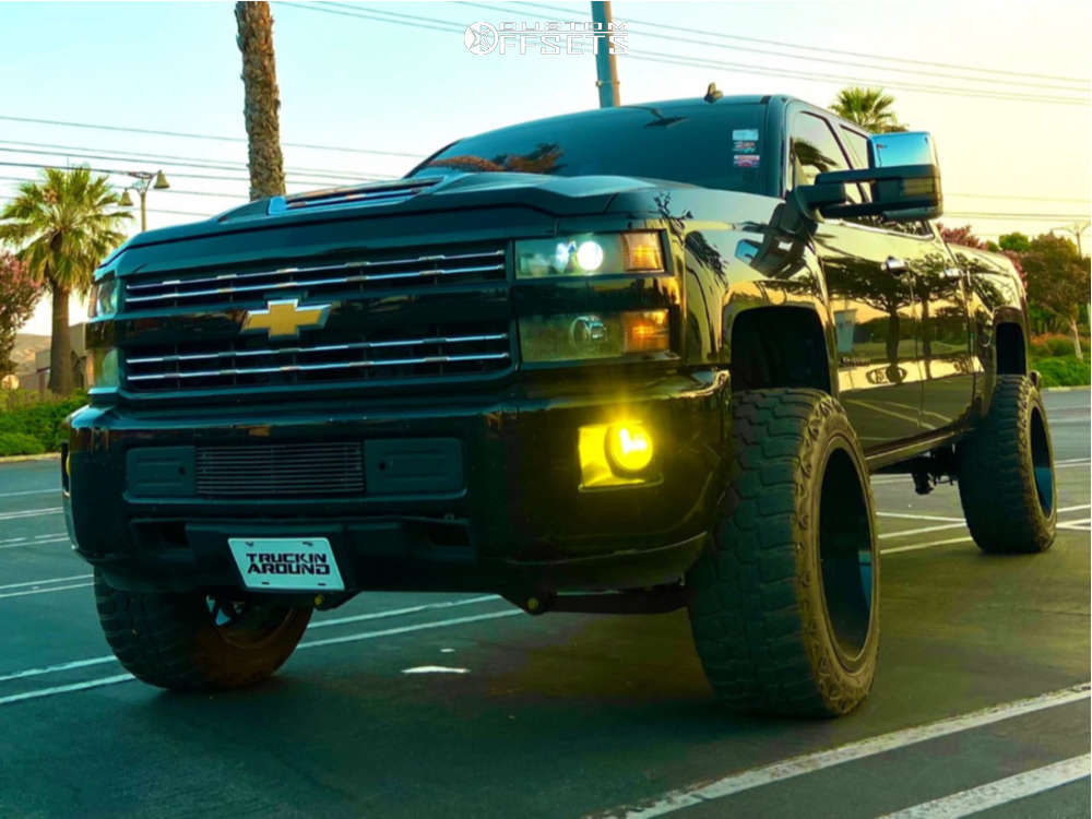 2014 Chevrolet Silverado 1500 with 22x12 -44 RBP 73r and 35/12.5R22 RBP ...