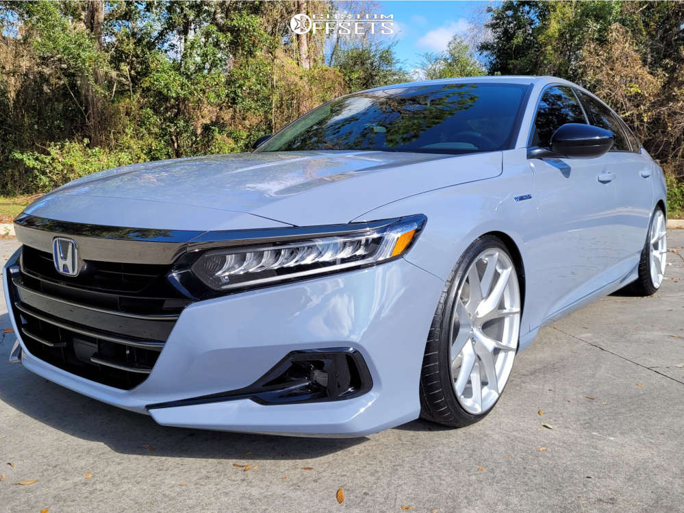 2022 Honda Accord with 20x9 30 Aodhan Aff7 and 225/35R20 Vercelli ...