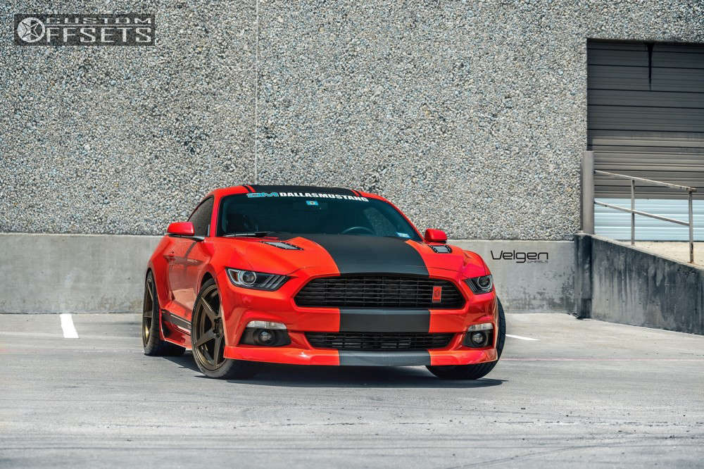 2016 Ford Mustang with 20x9 32 Velgen Classic5 and 275/30R20 Mickey ...
