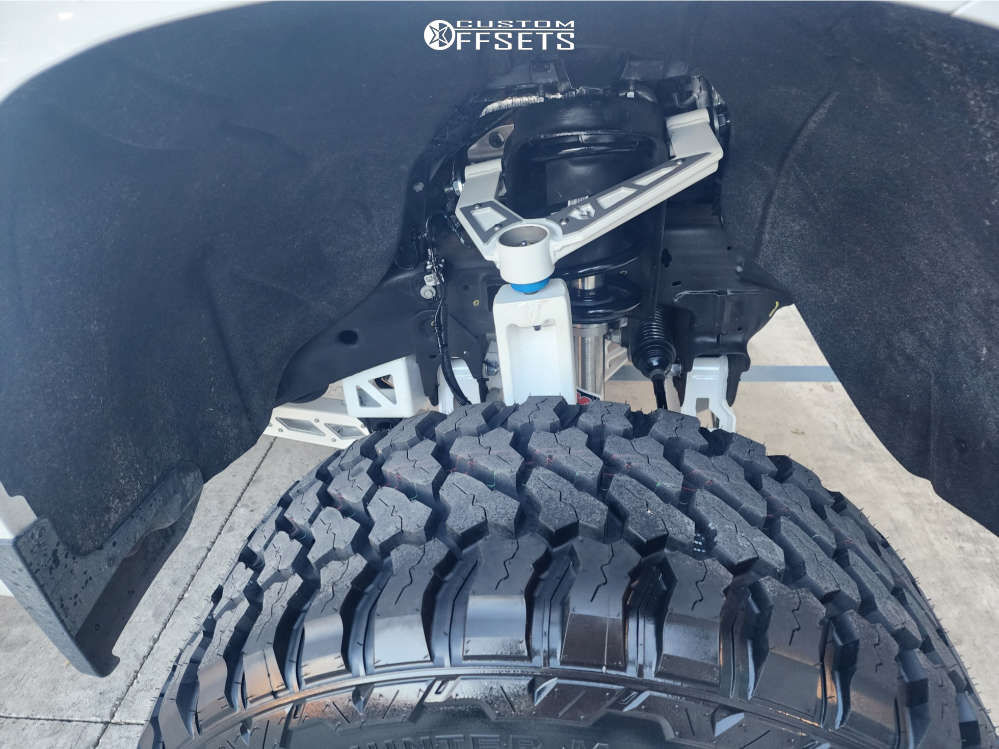 2021 Chevrolet Silverado 1500 with 24x14 -76 KG1 Forged Rays and 35/13 ...