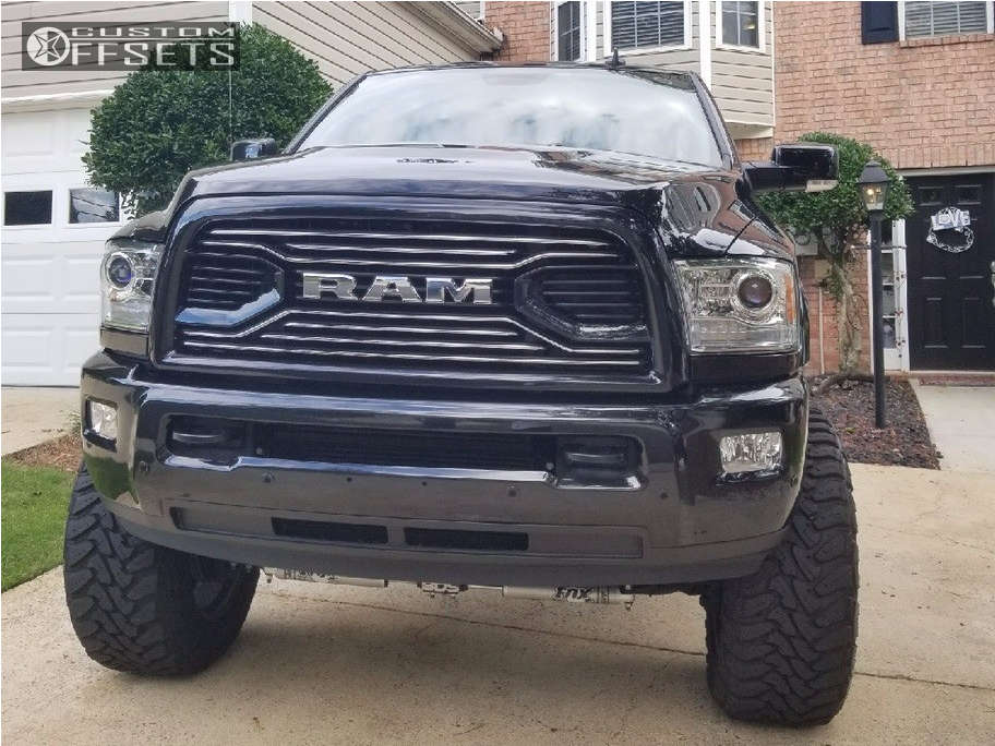 2017 Ram 2500 with 22x12 -44 Fuel Rampage and 37/13.5R22 Toyo Tires ...