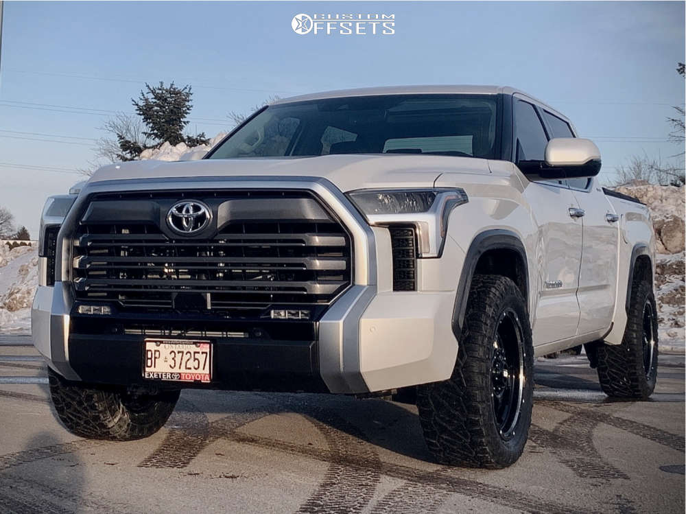 2022 Toyota Tundra with 20x9 15 Grid Gd14 and 305/55R20 Nitto Ridge ...
