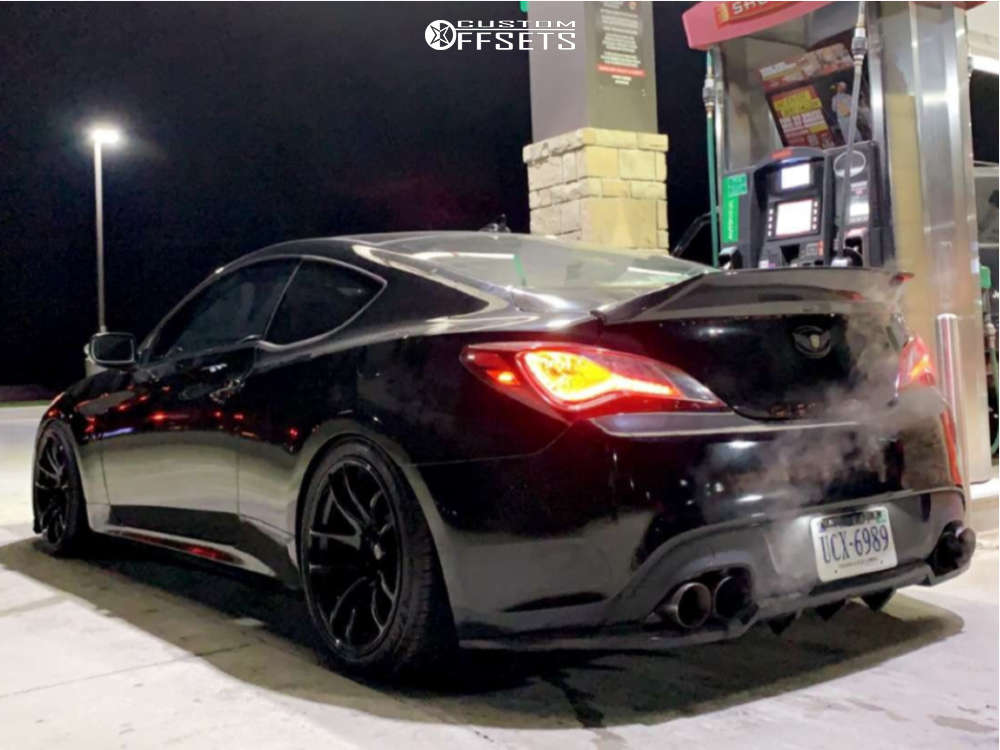 2015 Hyundai Genesis Coupe with 19x9.5 22 Vors TR4 and 245/35R19 Lexani ...