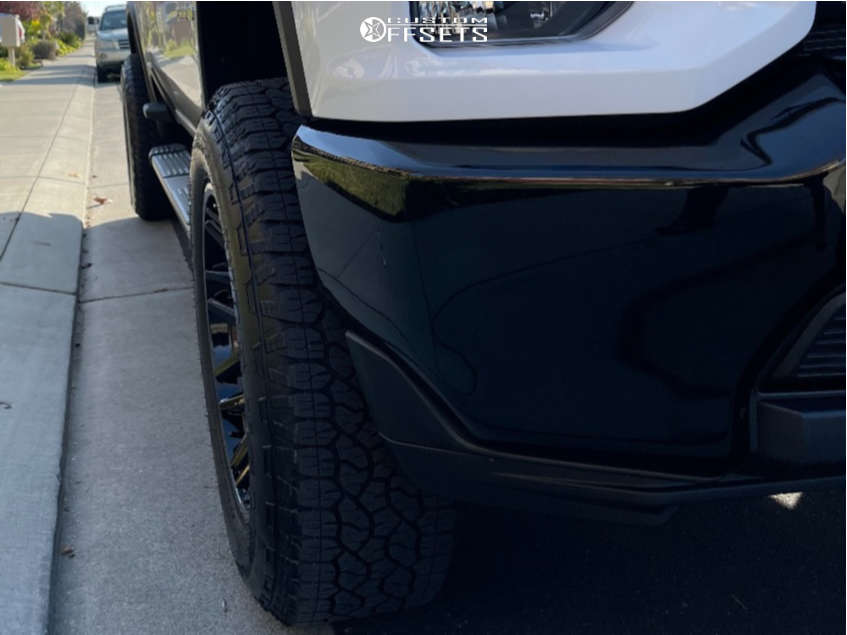 2022 Chevrolet Silverado 2500 HD with 20x10 -19 Rough Country 95 Series ...