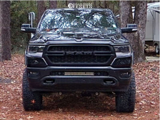 2022 Ram 1500 with 20x10 -18 Fuel Vector and 35/12.5R20 Falken Wildpeak ...