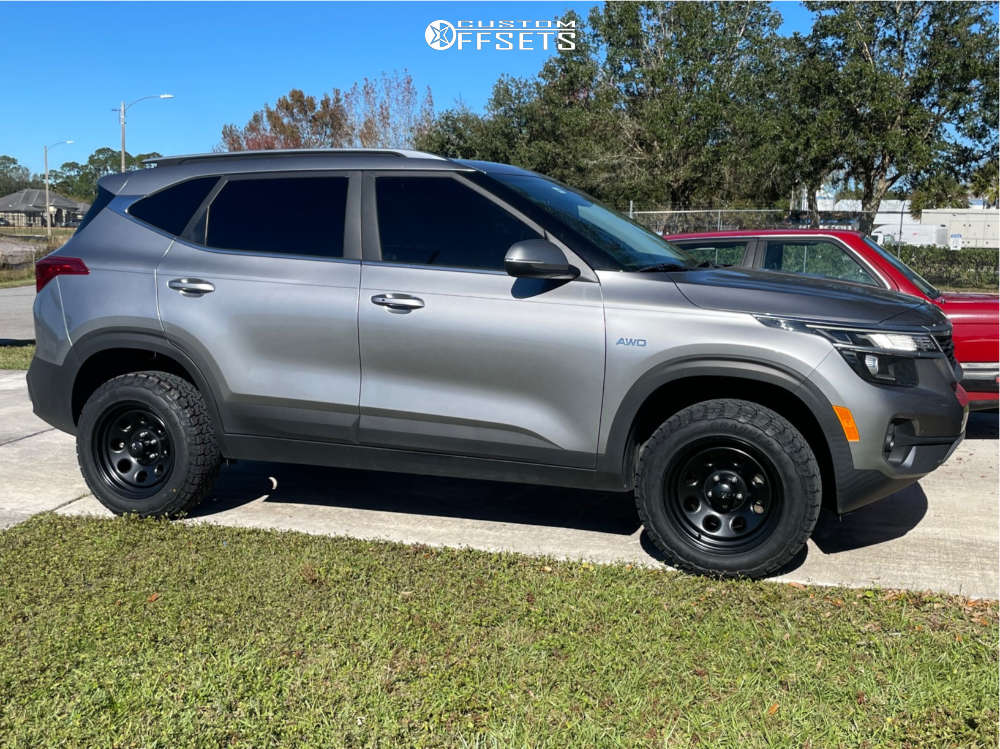 2021 Kia Seltos with 16x8 13 Black Rock Type 8 and 215/65R16 General ...