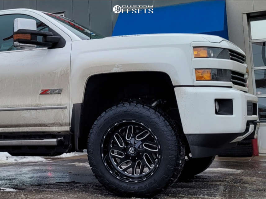 2018 Chevrolet Silverado 2500 HD with 20x10 -18 Fuel Triton and 285 ...