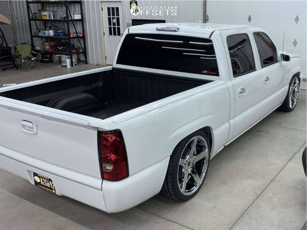 2006 Chevrolet Silverado 1500 with 22x9.5 24 Strada Perfetto and 265 ...