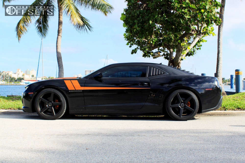 2015 Chevrolet Camaro with 20x8.5 35 KMC District and 245/40R20 Falken ...