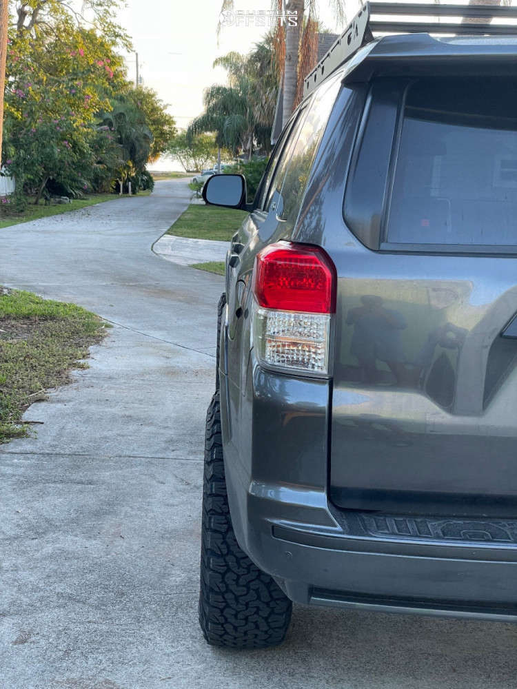 2011 Toyota 4Runner with 17x8.5 -12 RRW Rr7-h and 285/70R17 BFGoodrich ...
