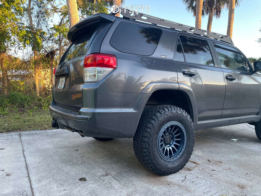 2011 Toyota 4Runner with 17x8.5 -12 RRW Rr7-h and 285/70R17 BFGoodrich ...