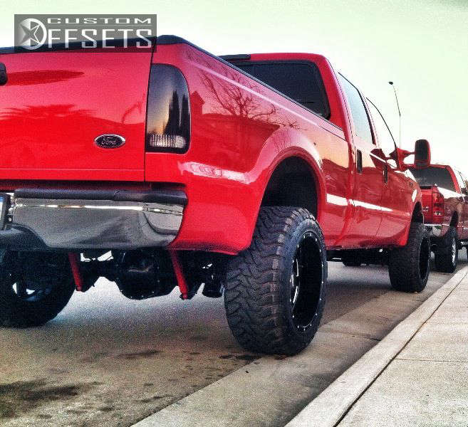 2000 Ford F-250 Super Duty with 20x12 -44 Moto Metal MO962 and 33/12 ...