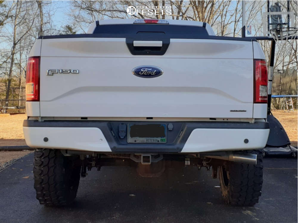 2015 Ford F-150 with 20x10 -11 Fuel Rebar 6 and 35/12.5R20 Gladiator ...