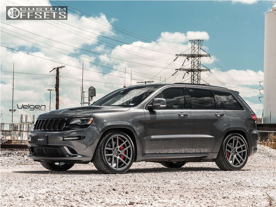 2016 Jeep Cherokee with 22x10.5 38 Velgen Vmb5 and 305/35R22 Lexani Lx ...