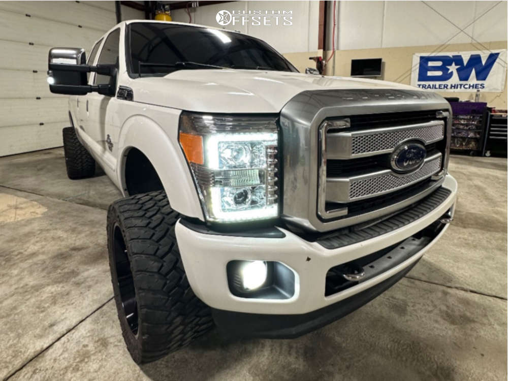 2013 Ford F-350 Super Duty with 22x12 -44 Hostile Fury and 355/40R22 ...