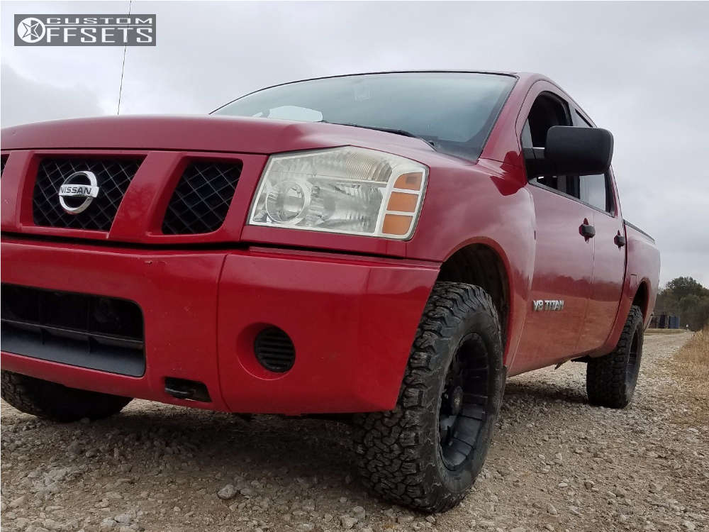 2007 Nissan Titan with 17x8 0 Pro Comp Series 01 and 285/70R17 Hankook ...