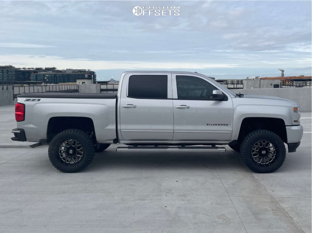2017 Chevrolet Silverado 1500 with 20x10 -18 XD Xd849 and 33/12.5R20 ...