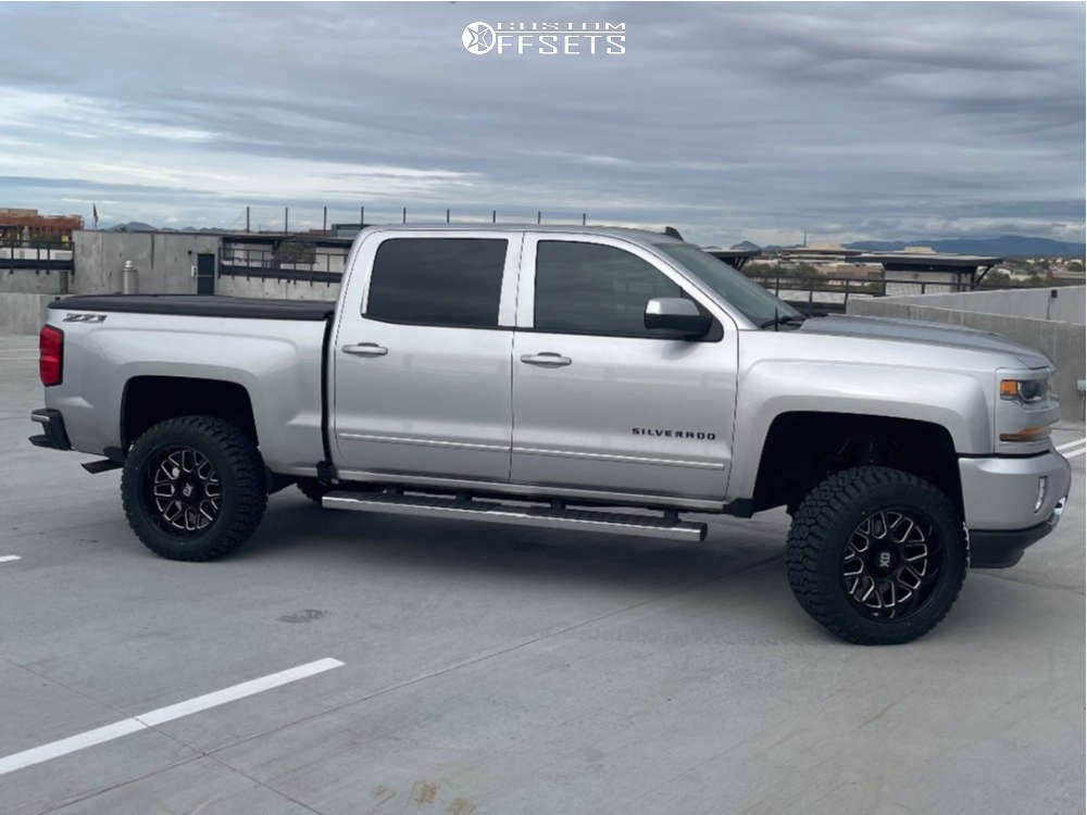 2017 Chevrolet Silverado 1500 with 20x10 -18 XD Xd849 and 33/12.5R20 ...