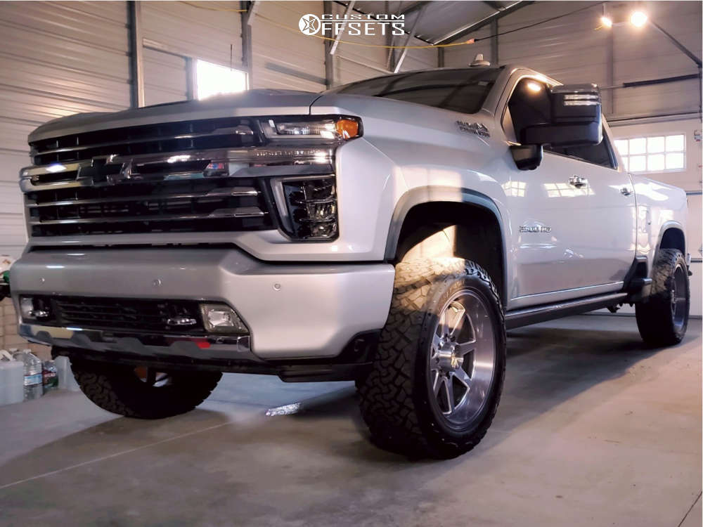 2021 Chevrolet Silverado 2500 HD with 20x10 -18 XD Xd844 and 35/12.5R20 ...