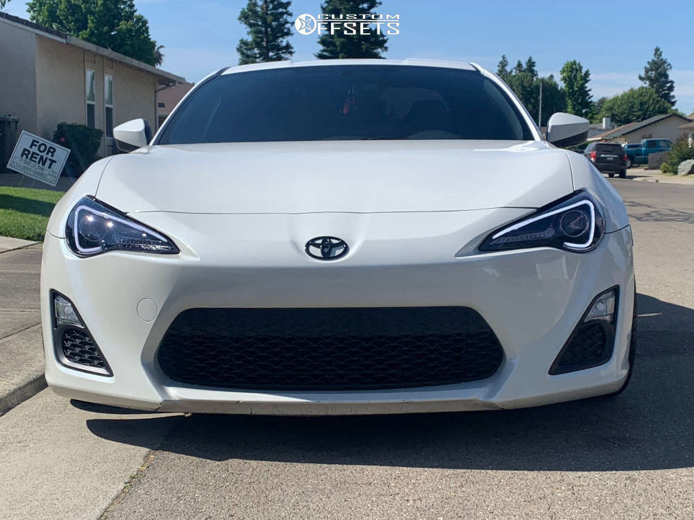 2016 Scion FR-S with 17x9 30 JNC Jnc006 and 235/40R17 Vercelli Strada ...