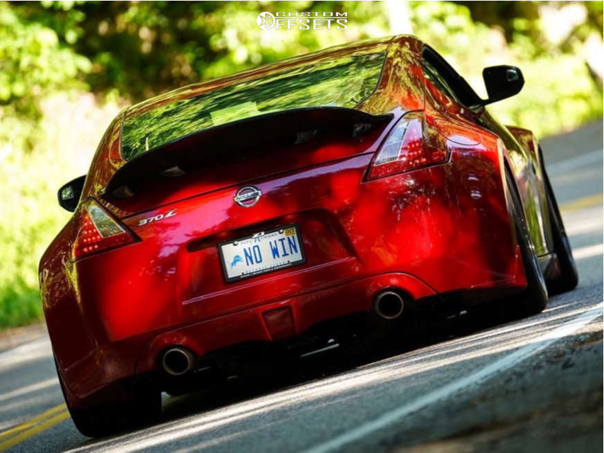 2016 Nissan 370Z with 19x9.5 22 Aodhan Ds02 and 275/35R19 Hankook ...