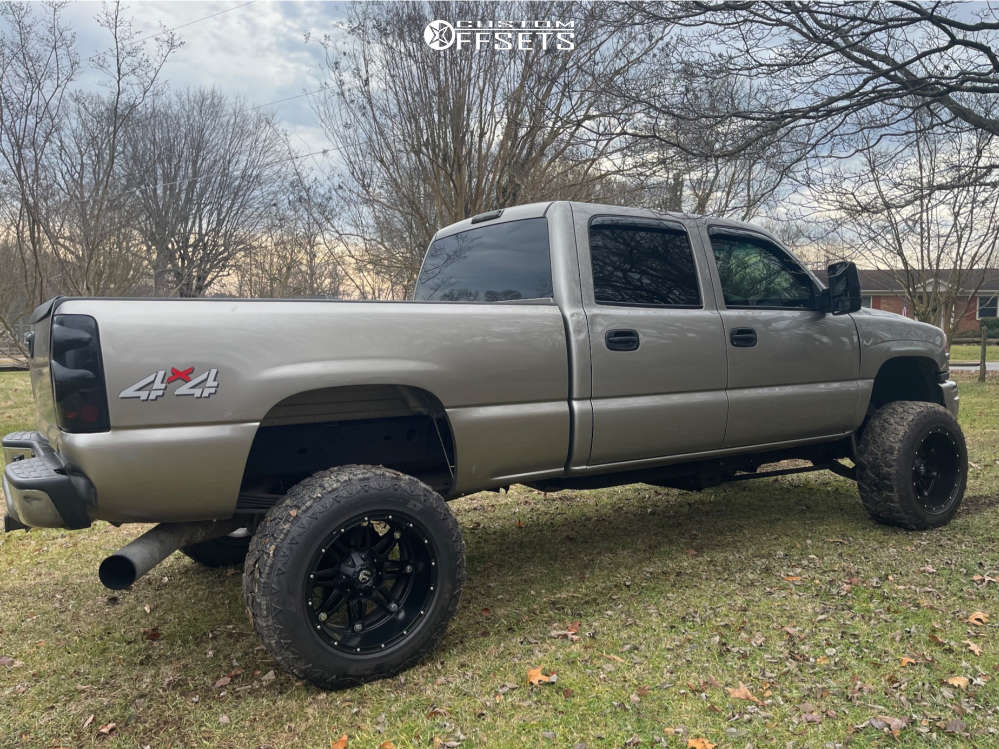 2003 GMC Sierra 2500 HD with 20x12 -44 Fuel Hostage and 35/12.5R20 ...