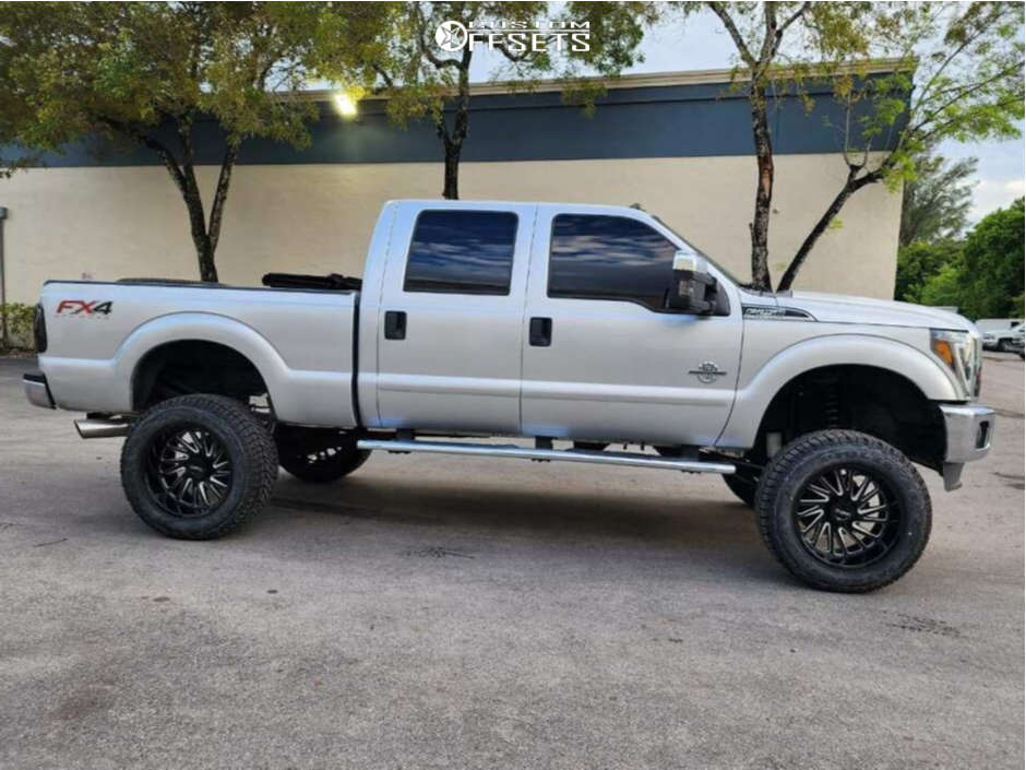 2013 Ford F-250 Super Duty with 22x12 -45 Tuff T2a and 37/13.5R22 ...