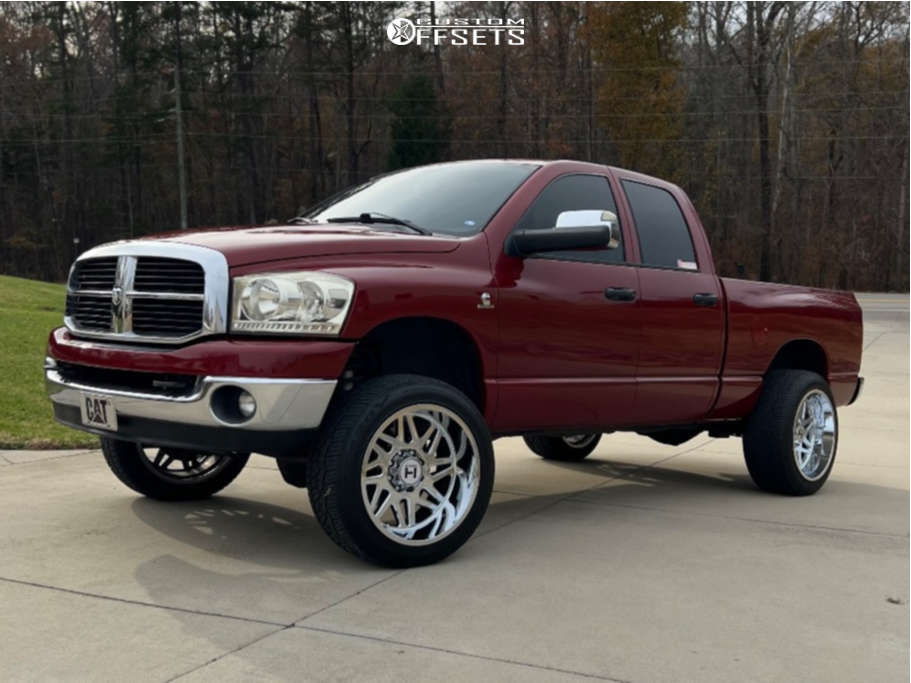 2007 Dodge Ram 2500 with 22x12 -44 Hostile Sprocket and 305/50R22 Nitto ...